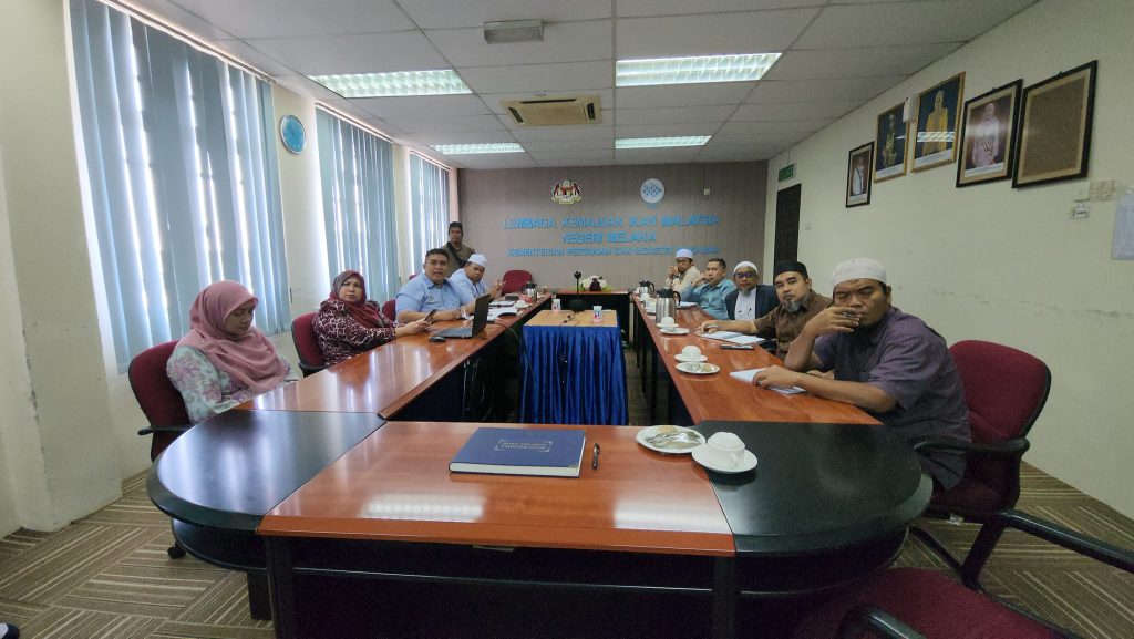 Ahli Parlimen PAS Melaka bincang isu nelayan dengan LKIM