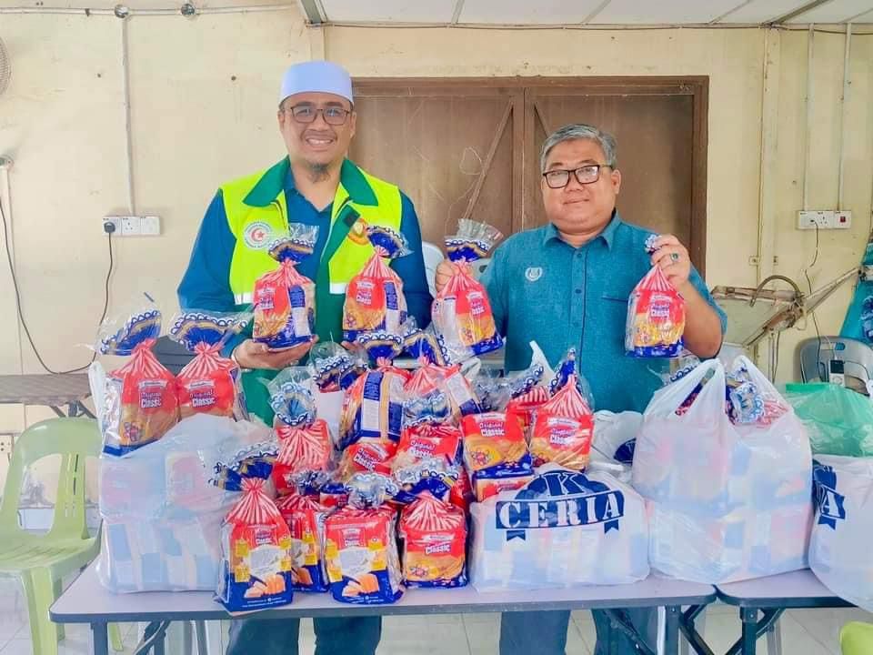 Khidmat Malaysia Kedah bersih 20 rumah mangsa banjir