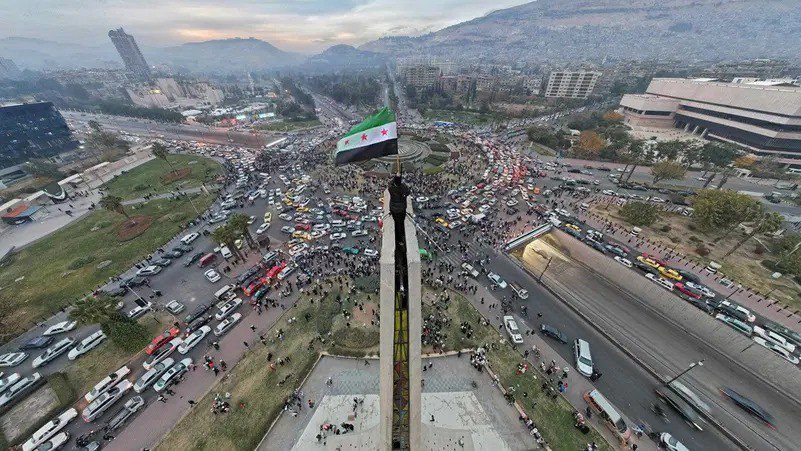 Syria gantung perlembagaan, parlimen negara