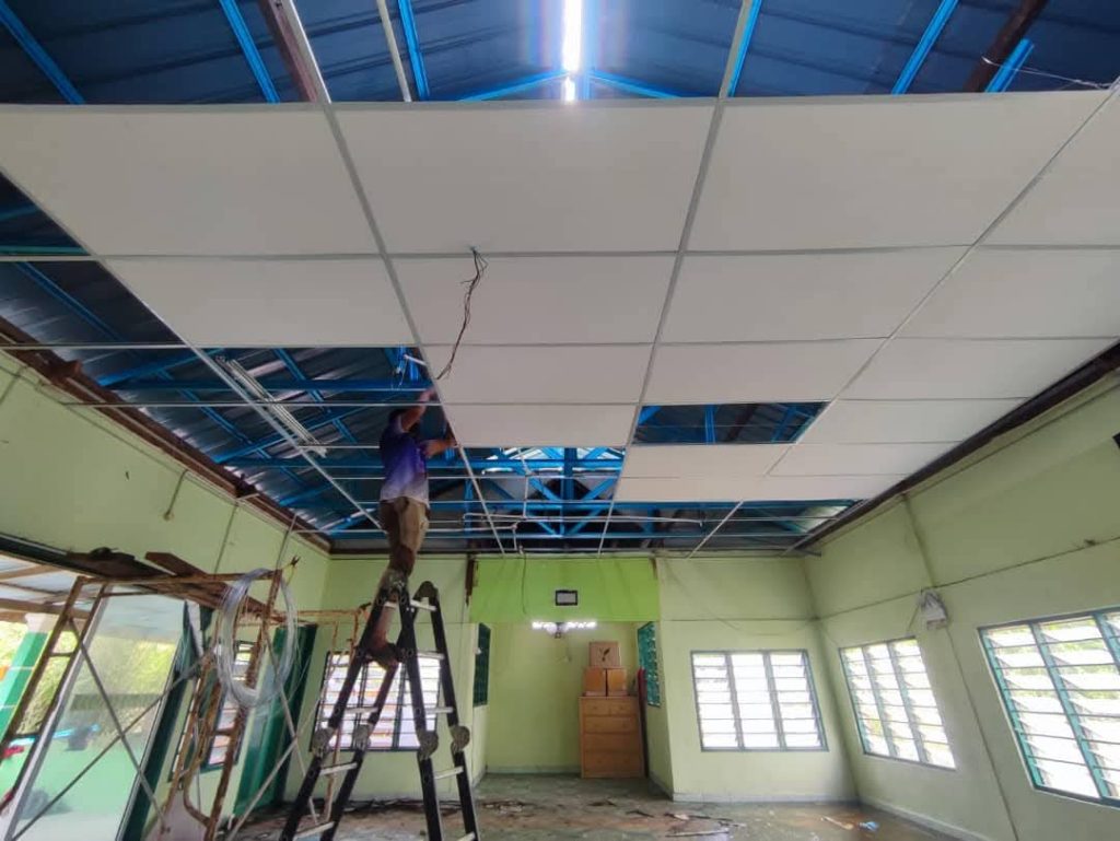 Sumbang 100% gaji demi warga penduduk Padang Besar